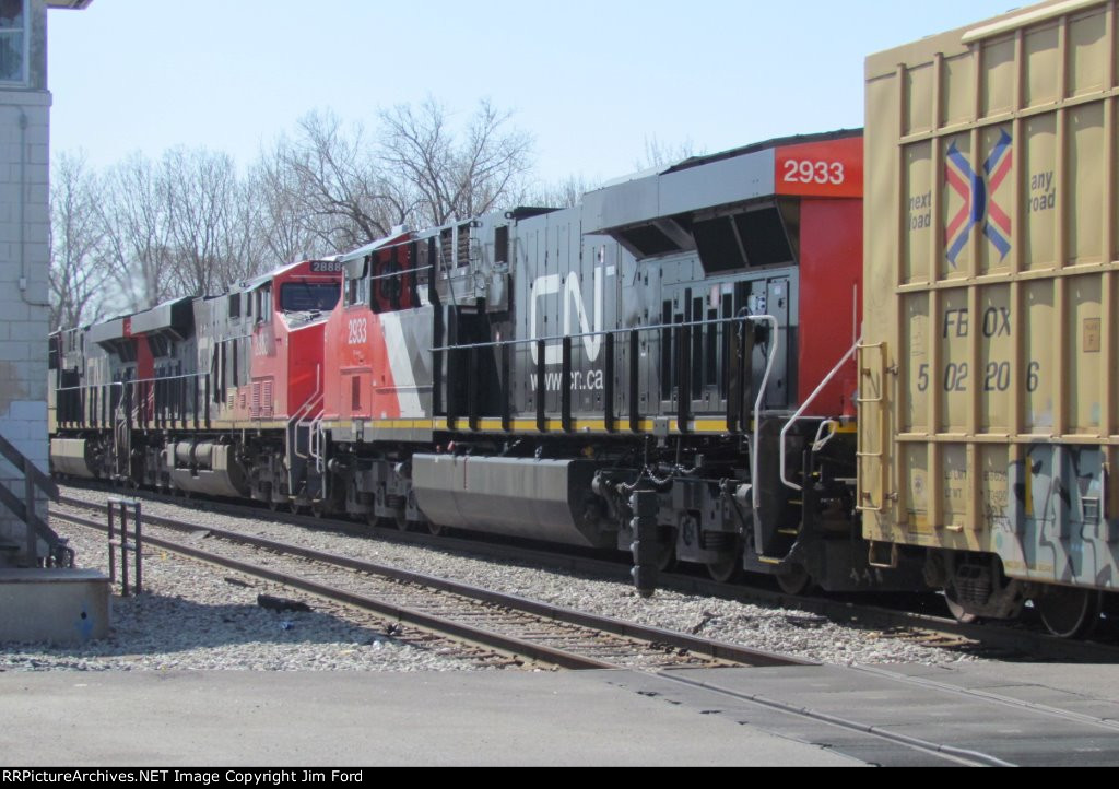 CN 2933